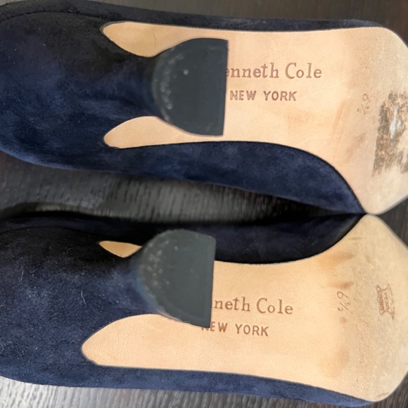Kenneth Cole New York | Shoes | Vintage Kennth Cole 9s Navy Blue Suede ...